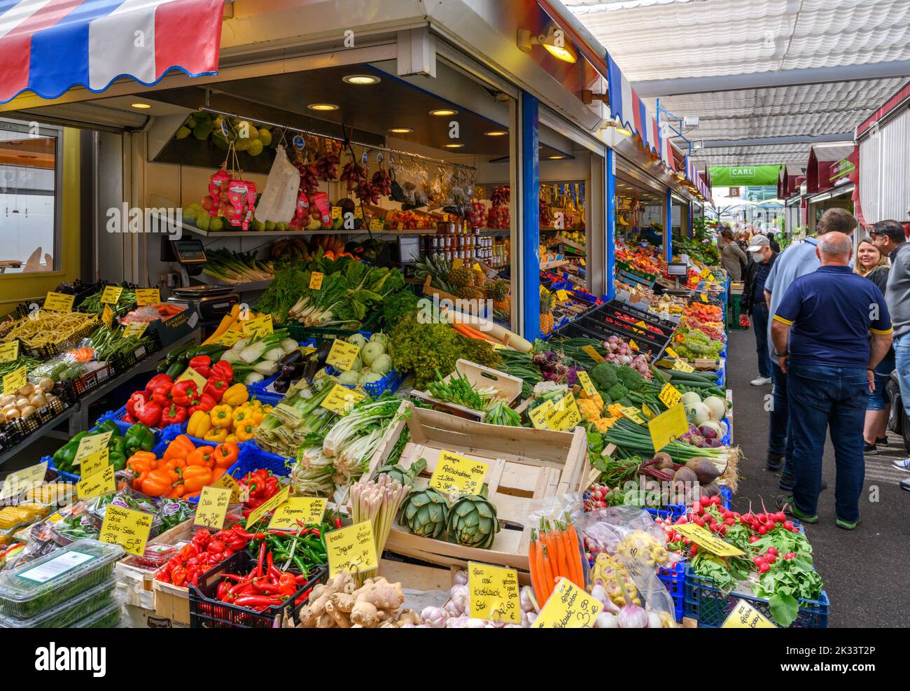 Dusseldorf fruit vegetables hi-res stock photography and images - Alamy