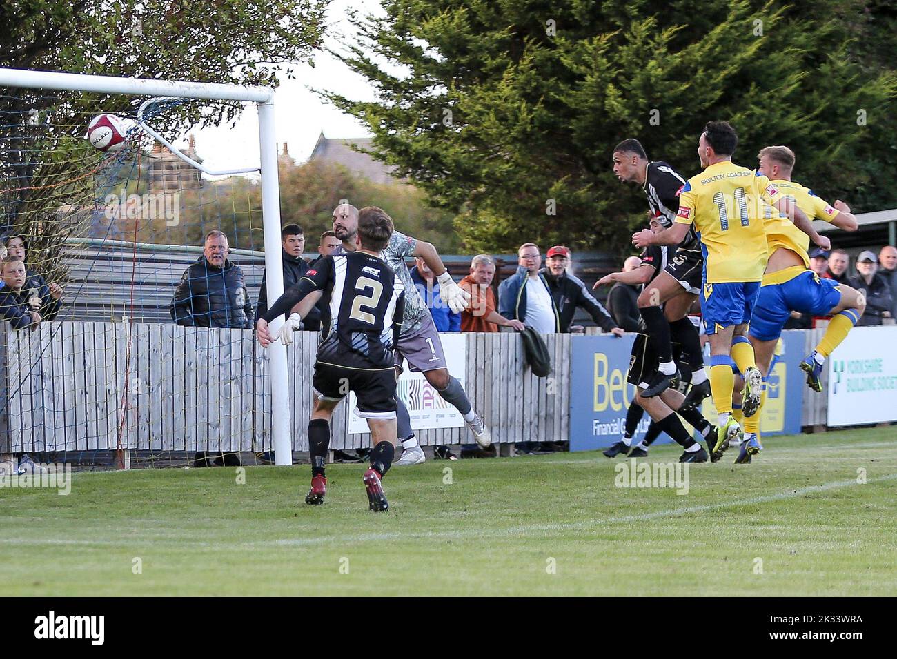 Marske united vs stafford rangers hi-res stock photography and images ...
