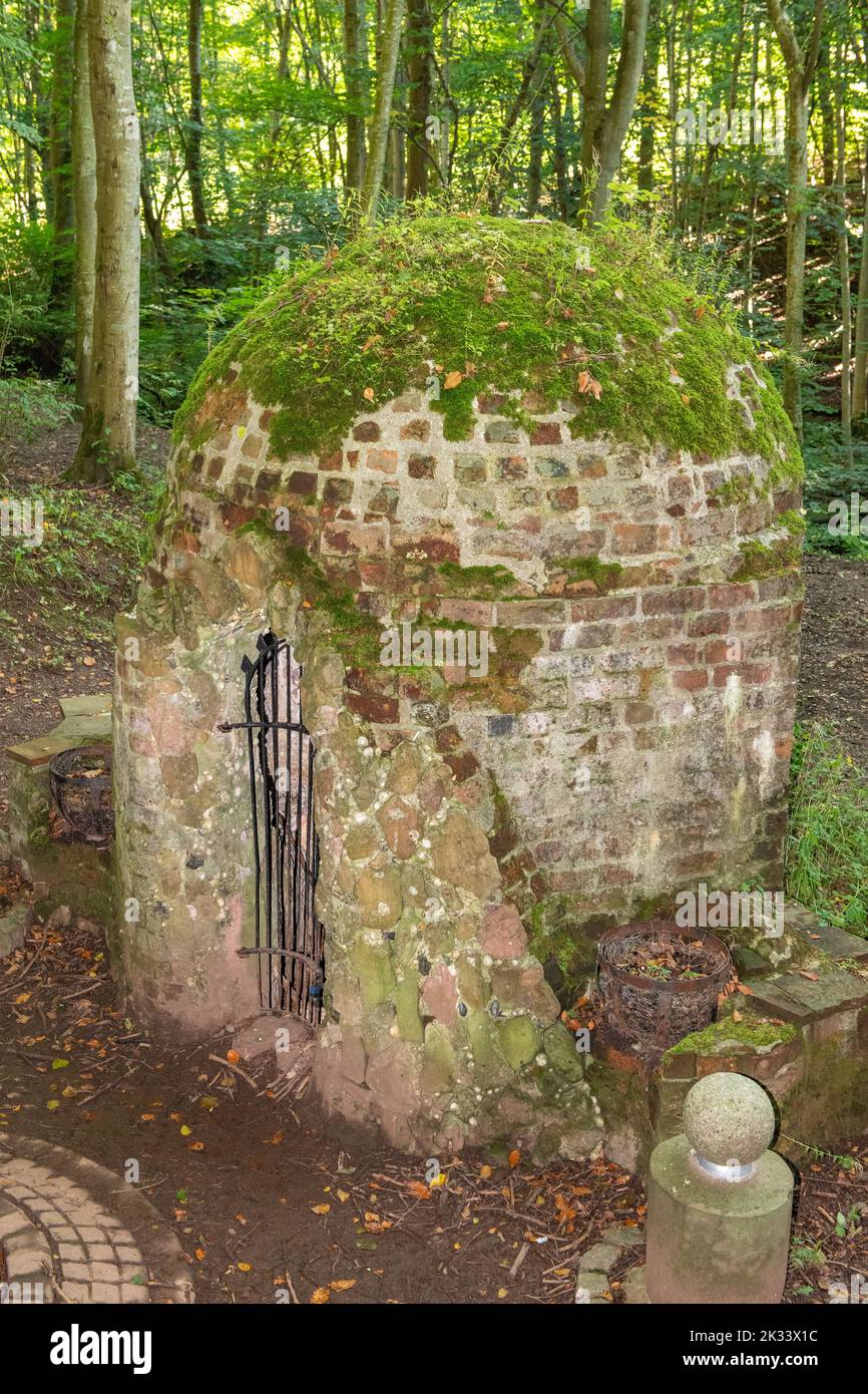 Shell House, Dunnottar Woods, Stonehaven, Aberdeenshire, Scotland, UK ...
