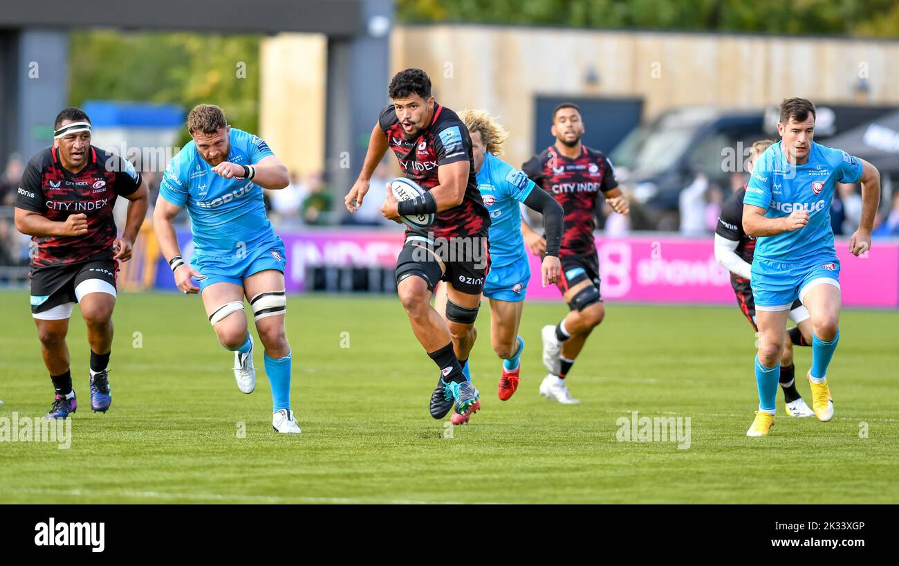 Theo McFarland of Saracens brings the ball forward in the first half ...