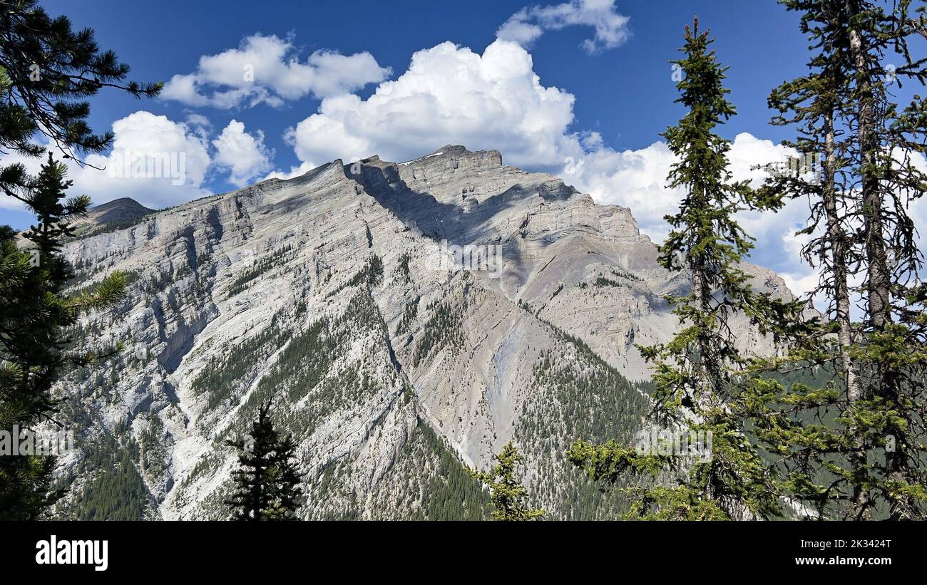 The view of Cascade Mountain in Banff National Park, Alberta, Canada Stock Photo - Alamy