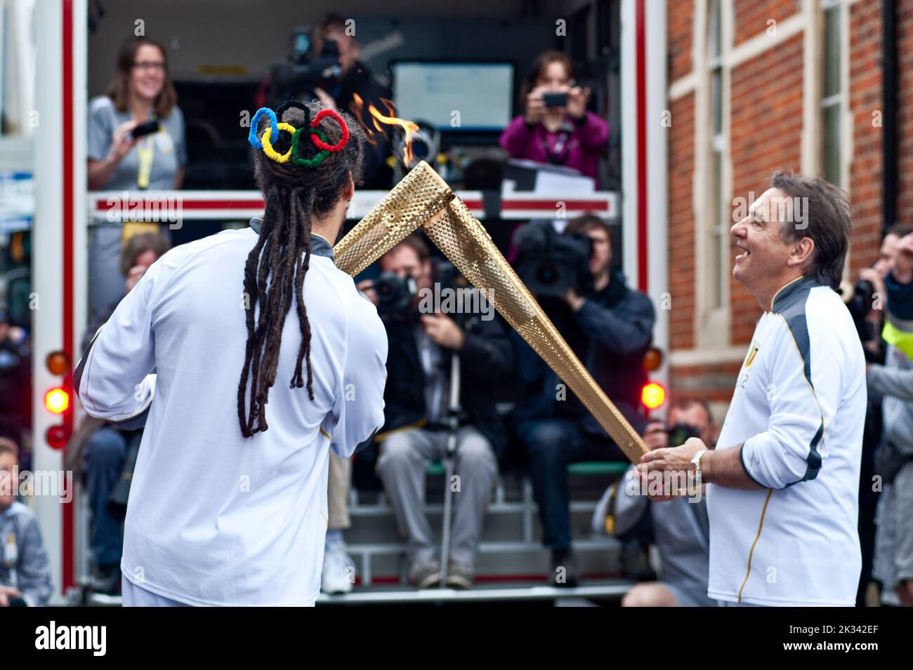 Wallingford olympic torch procession hi-res stock photography and ...