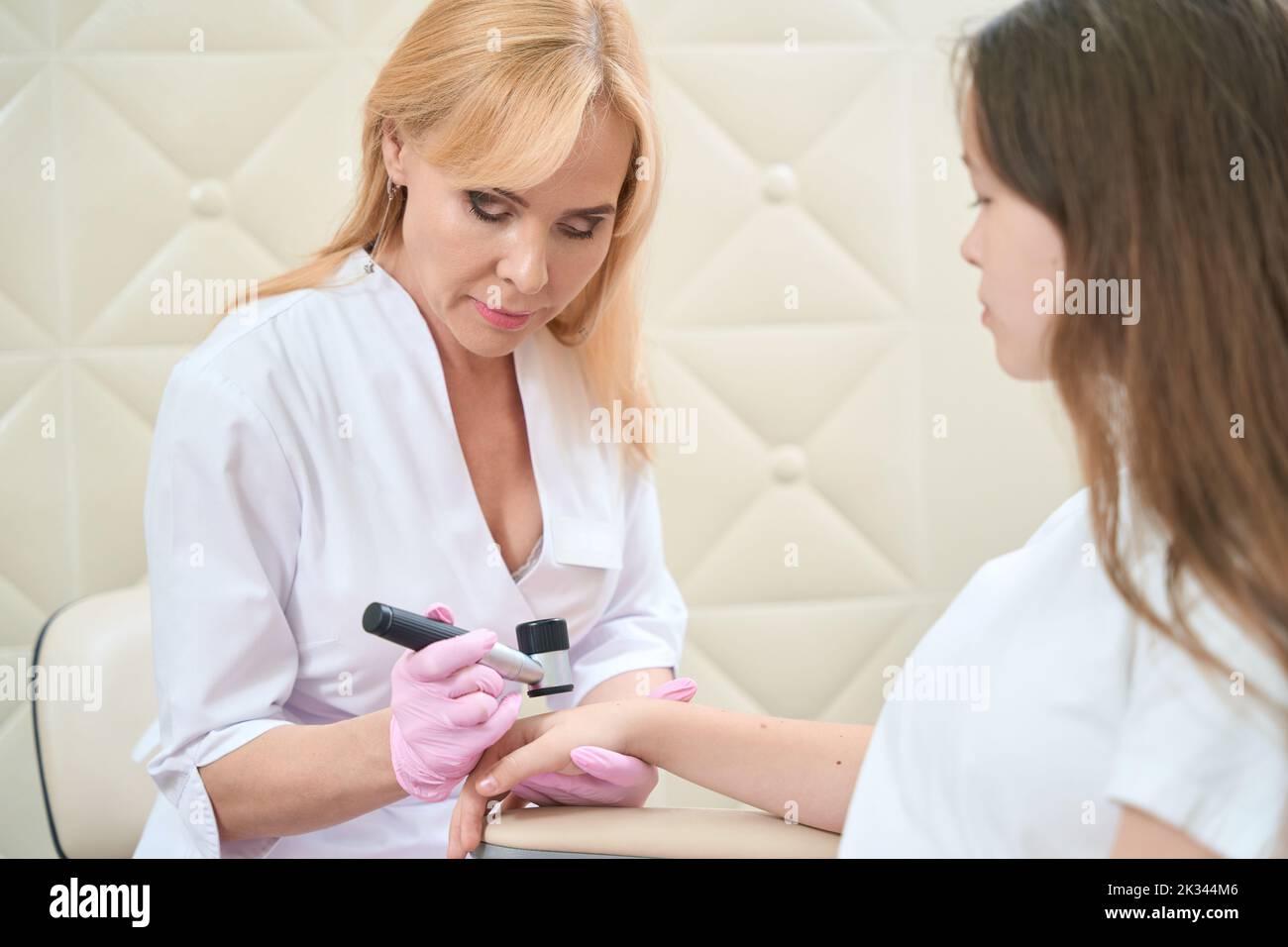 Dermatology dermatoscope hi-res stock photography and images - Alamy