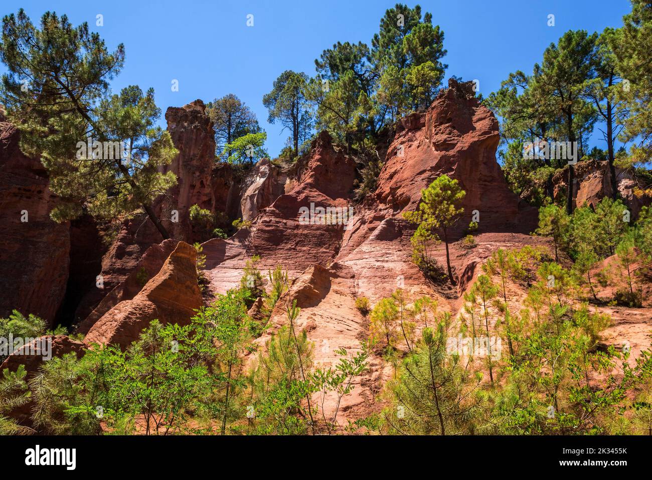 Ochre nature trail, Le Sentier des Ocres, former ochre mining area ...