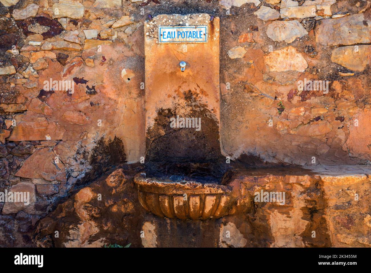 Fountain, drinking water, ochre trail, Le Sentier des Ocres, former ...