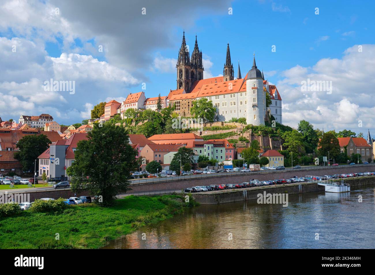 Albrechtsburg Castle and Meissen Cathedral on the River Elbe, Meissen ...