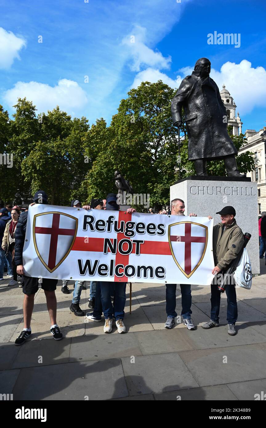 British far-rights protest to Stop the Invasion of refugees and migrant ...