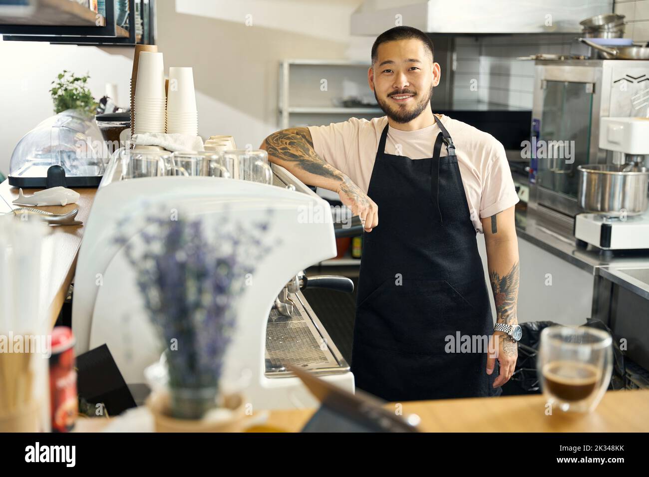 Coffee joint hi-res stock photography and images - Alamy