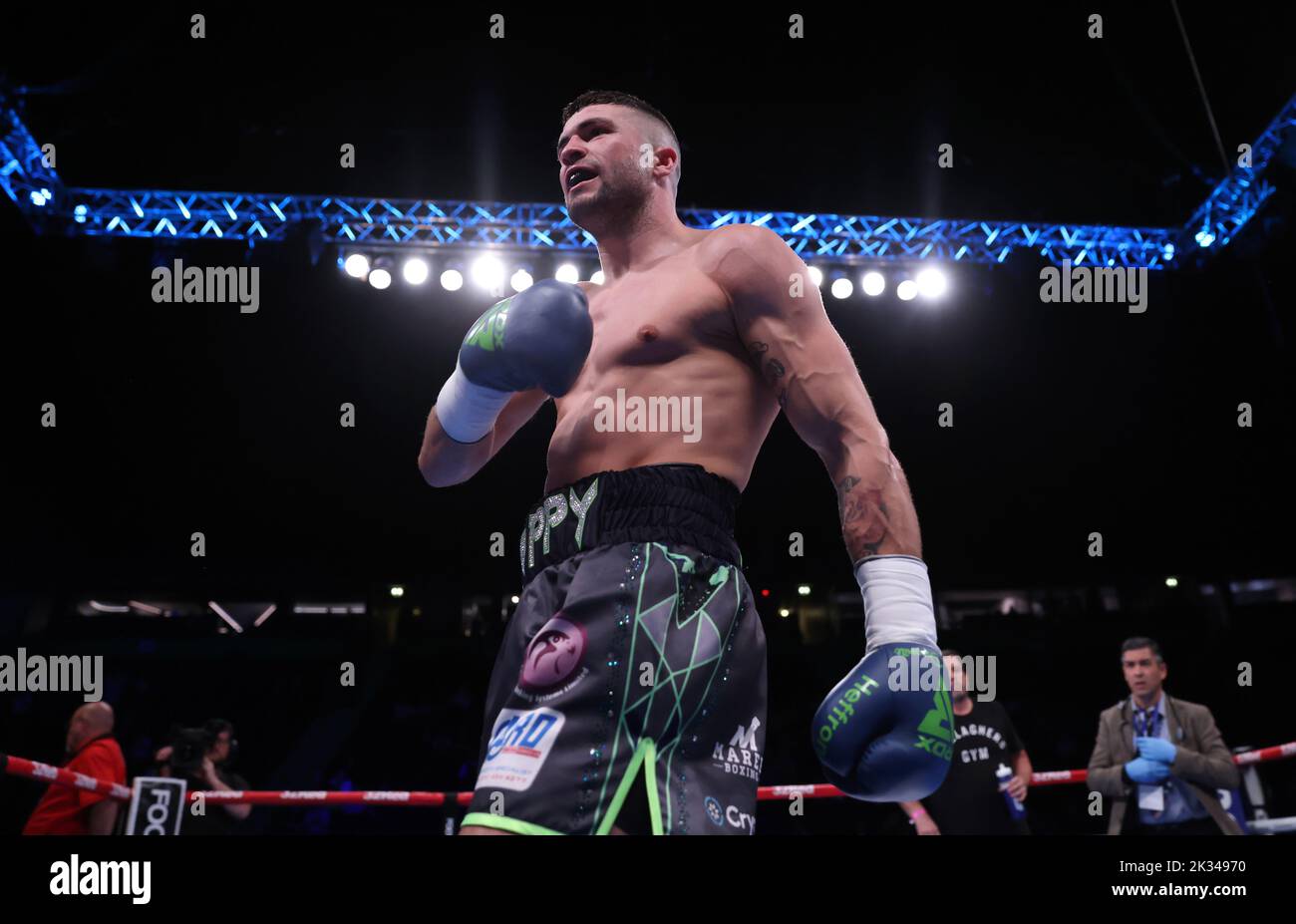 Mark Heffron celebrates after victory against Martin Ezequiel Bulacio ...