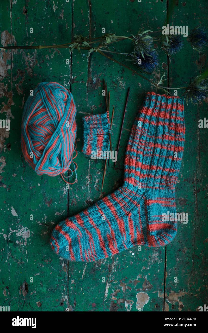 Knitted wool socks hi-res stock photography and images - Alamy