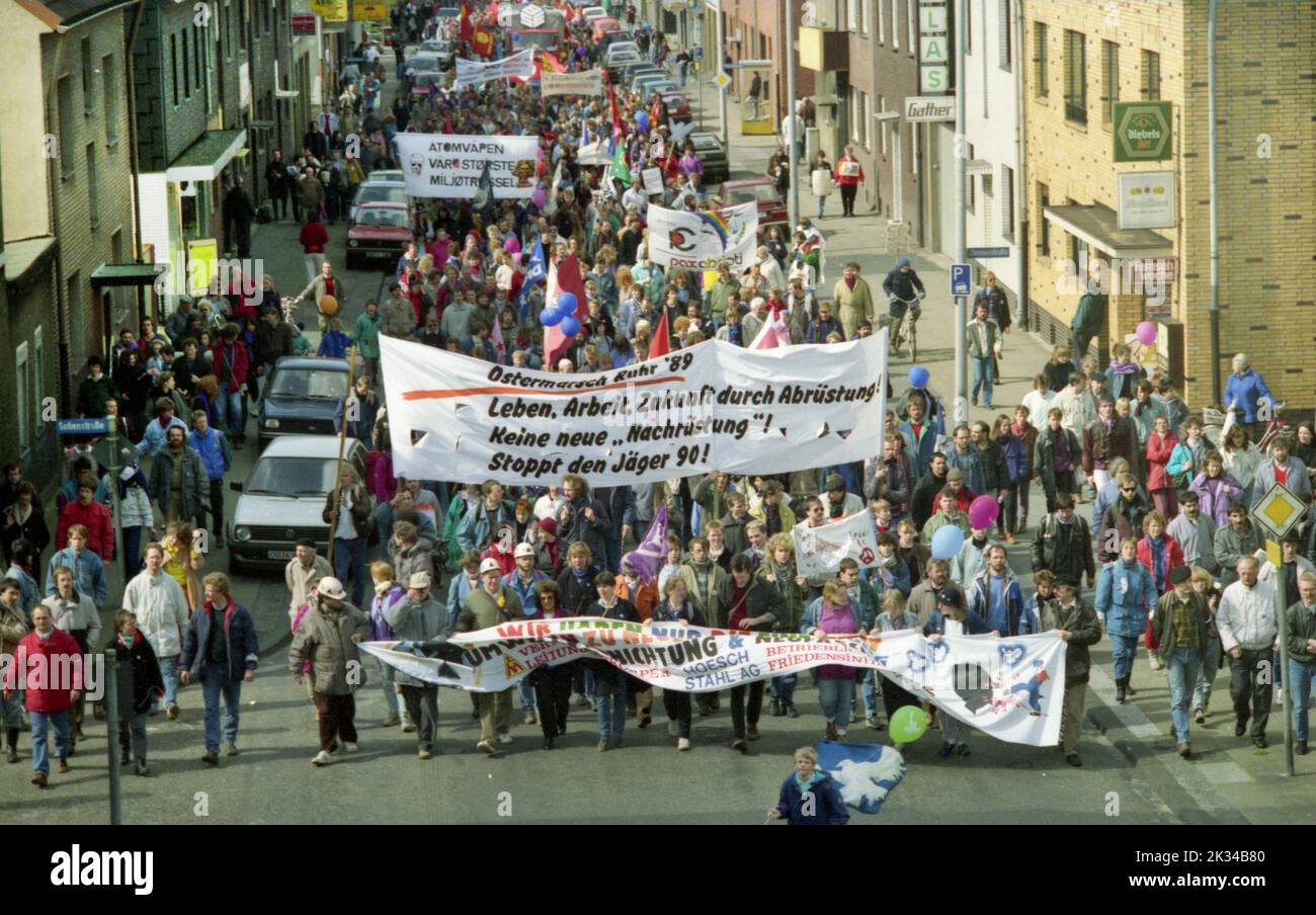 Ruhr area. The Easter March Ruhr 89 on 25. 3. 1989 Stock Photo - Alamy