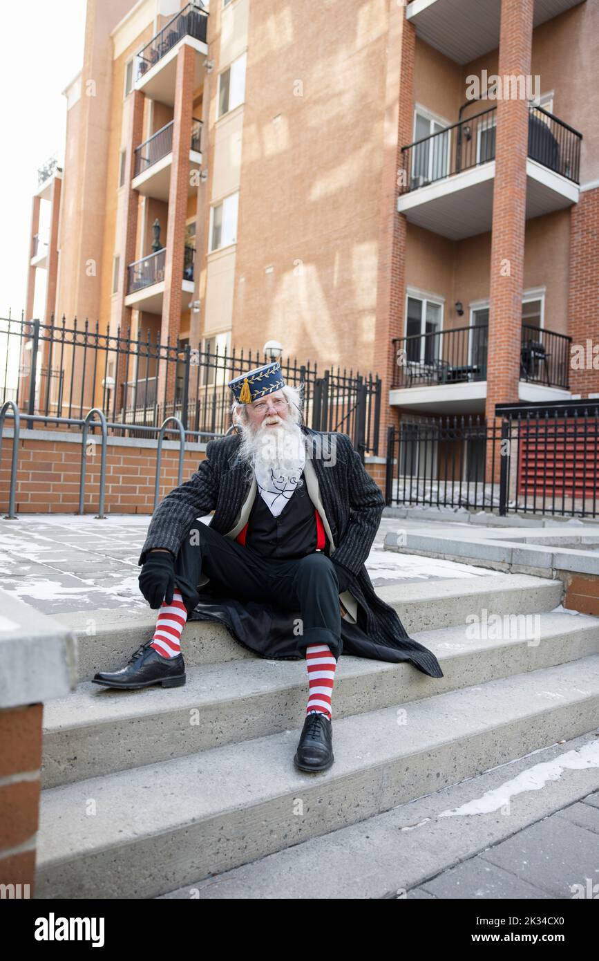 Long white hair and white beard hi-res stock photography and images - Alamy