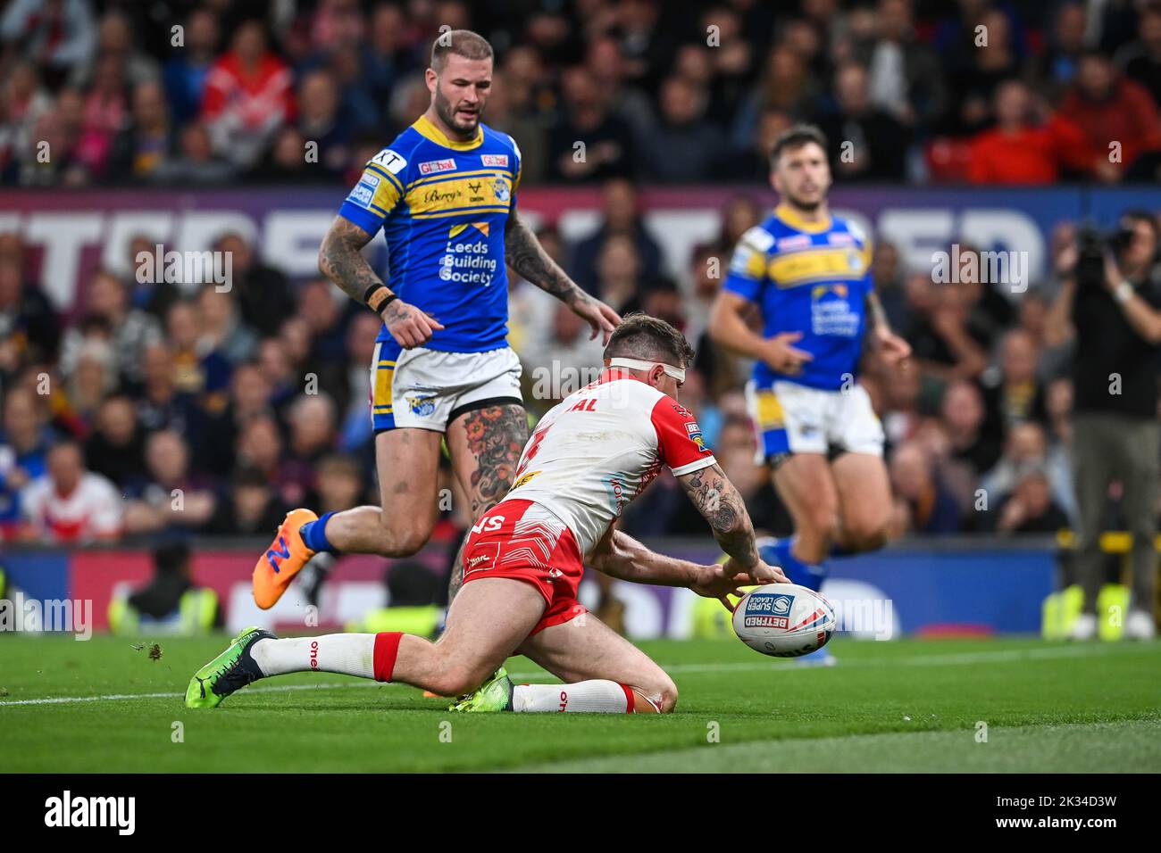 Mark Percival #4 of St Helens goes over for a try during the 25th ...