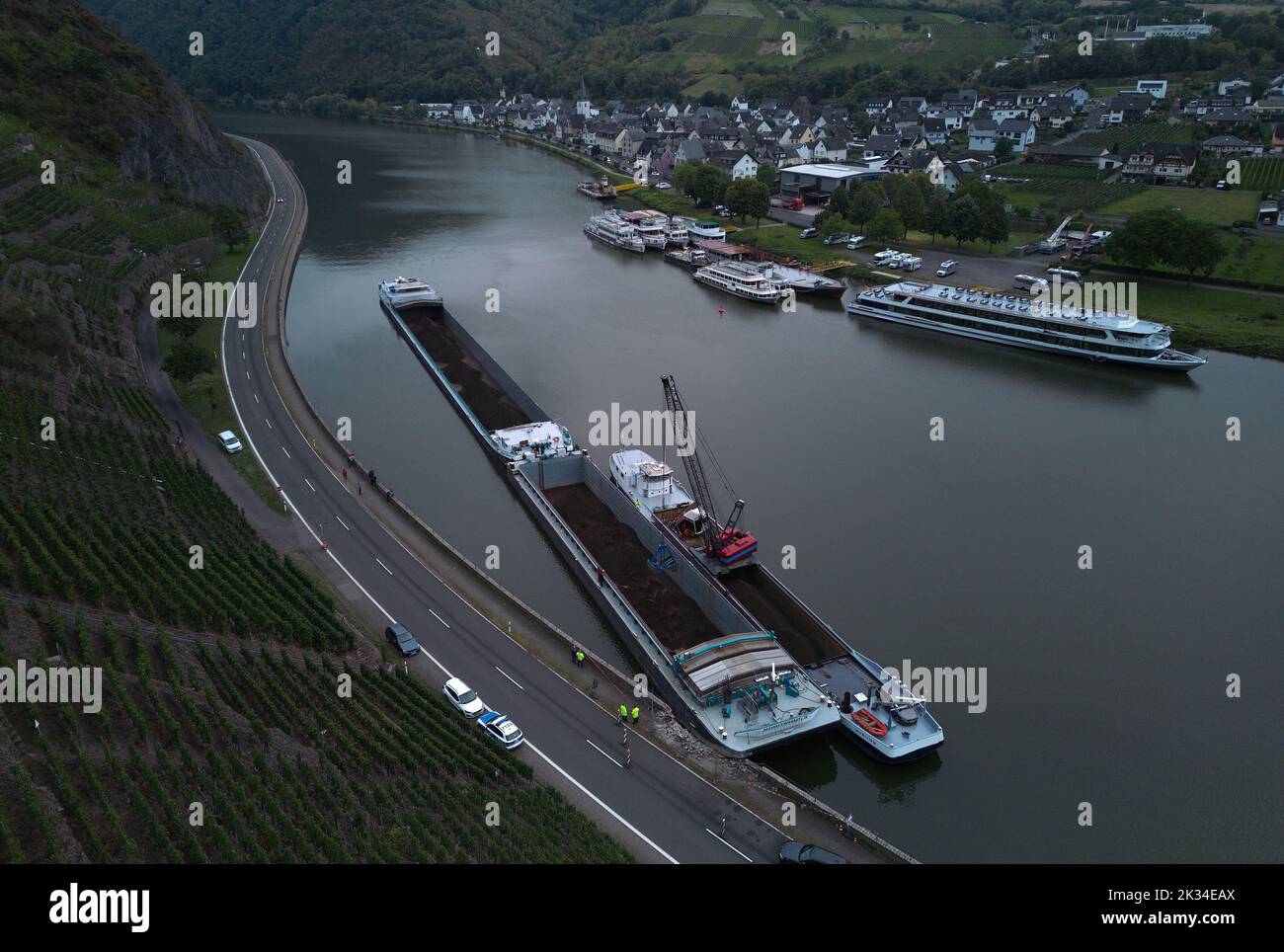Briedern, Germany. 24th Sep, 2022. After the collision of a hotel ship ...