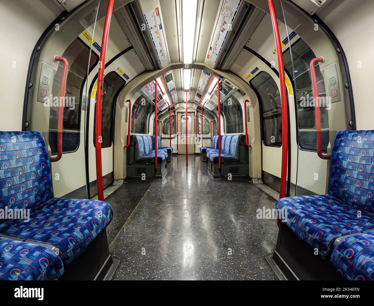 Lancaster gate underground station hi-res stock photography and images ...