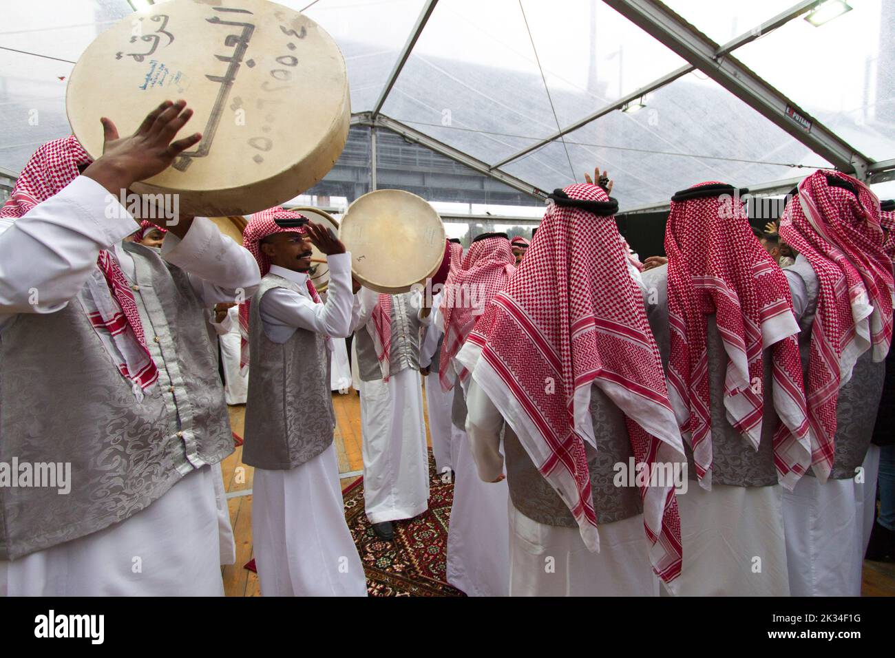 Saudi ardah hi-res stock photography and images - Alamy