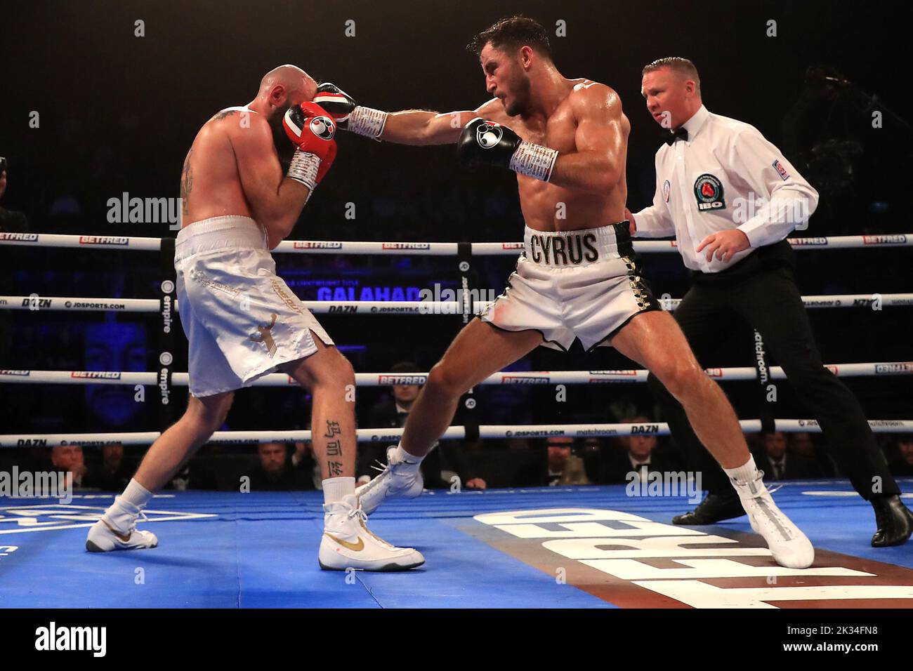 Cyrus pattinson hi-res stock photography and images - Alamy