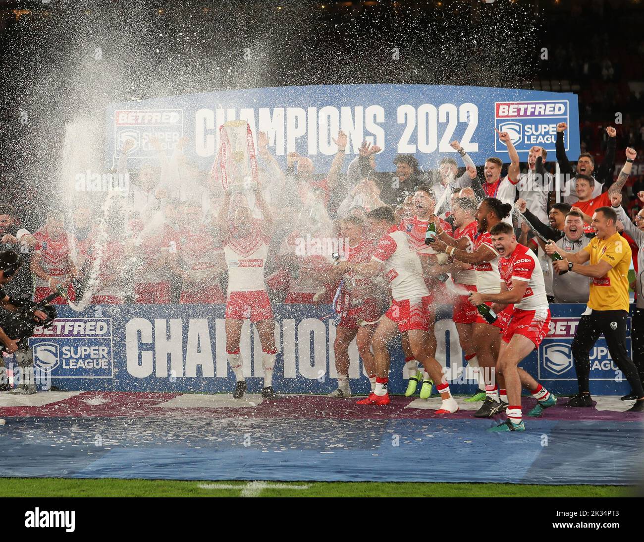 Manchester, UK. 24th Sep, 2022. St Helens celebrate being this years ...