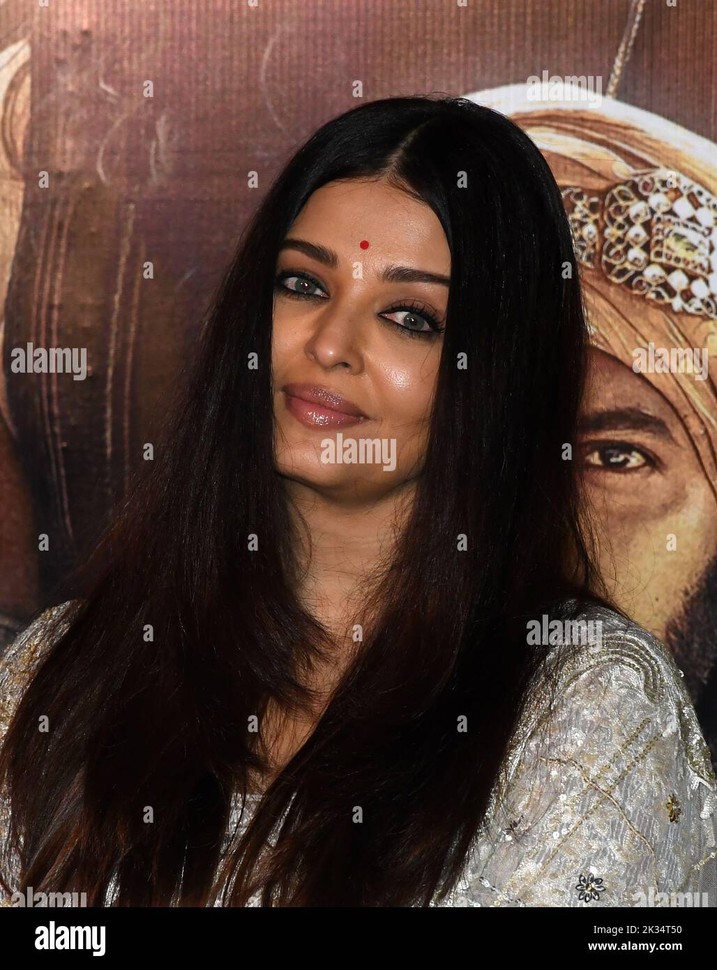 Actress aishwarya rai bachchan hi-res stock photography and images - Alamy