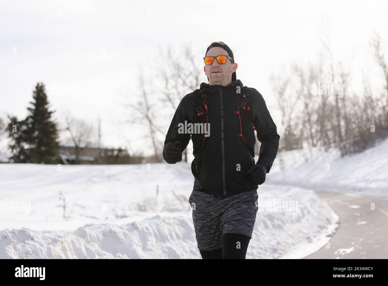 Jogging on road hi-res stock photography and images - Alamy