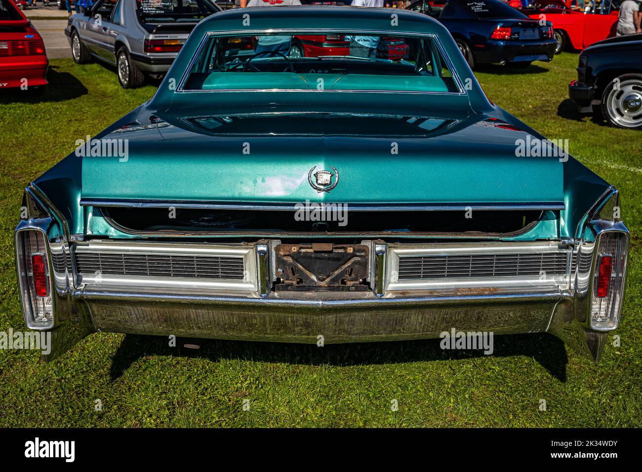 1965 cadillac hi-res stock photography and images - Alamy