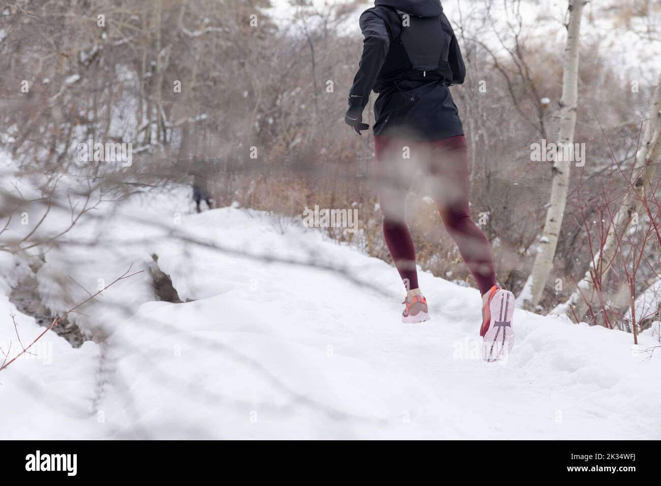 Rear view of female runner hi-res stock photography and images - Alamy