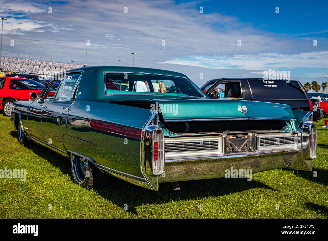 1965 cadillac hi-res stock photography and images - Alamy