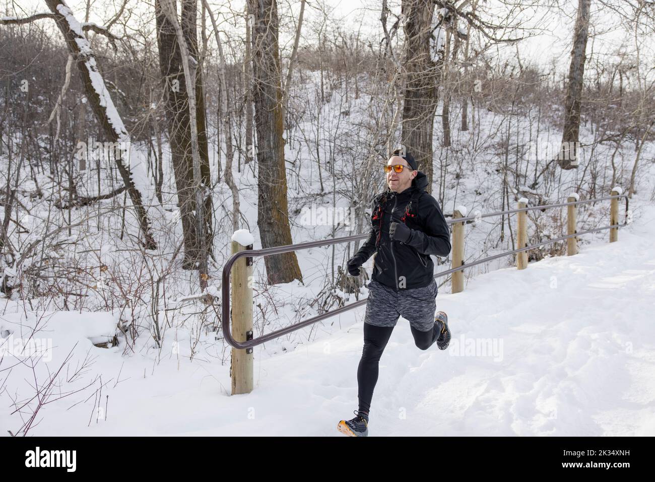Health male running hi-res stock photography and images - Alamy