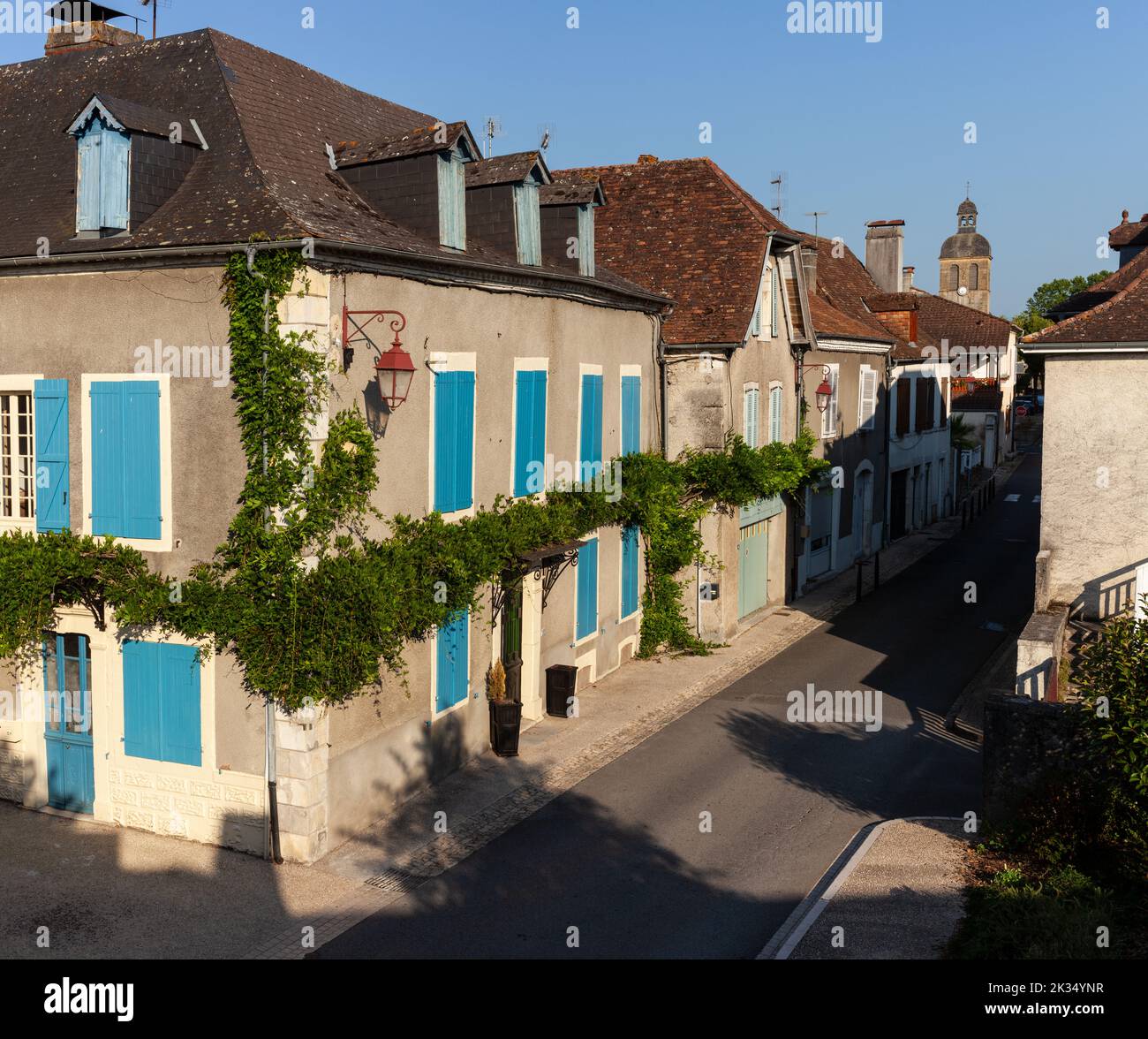 View of old houses in the Navarrenx square, first bastioned city in ...