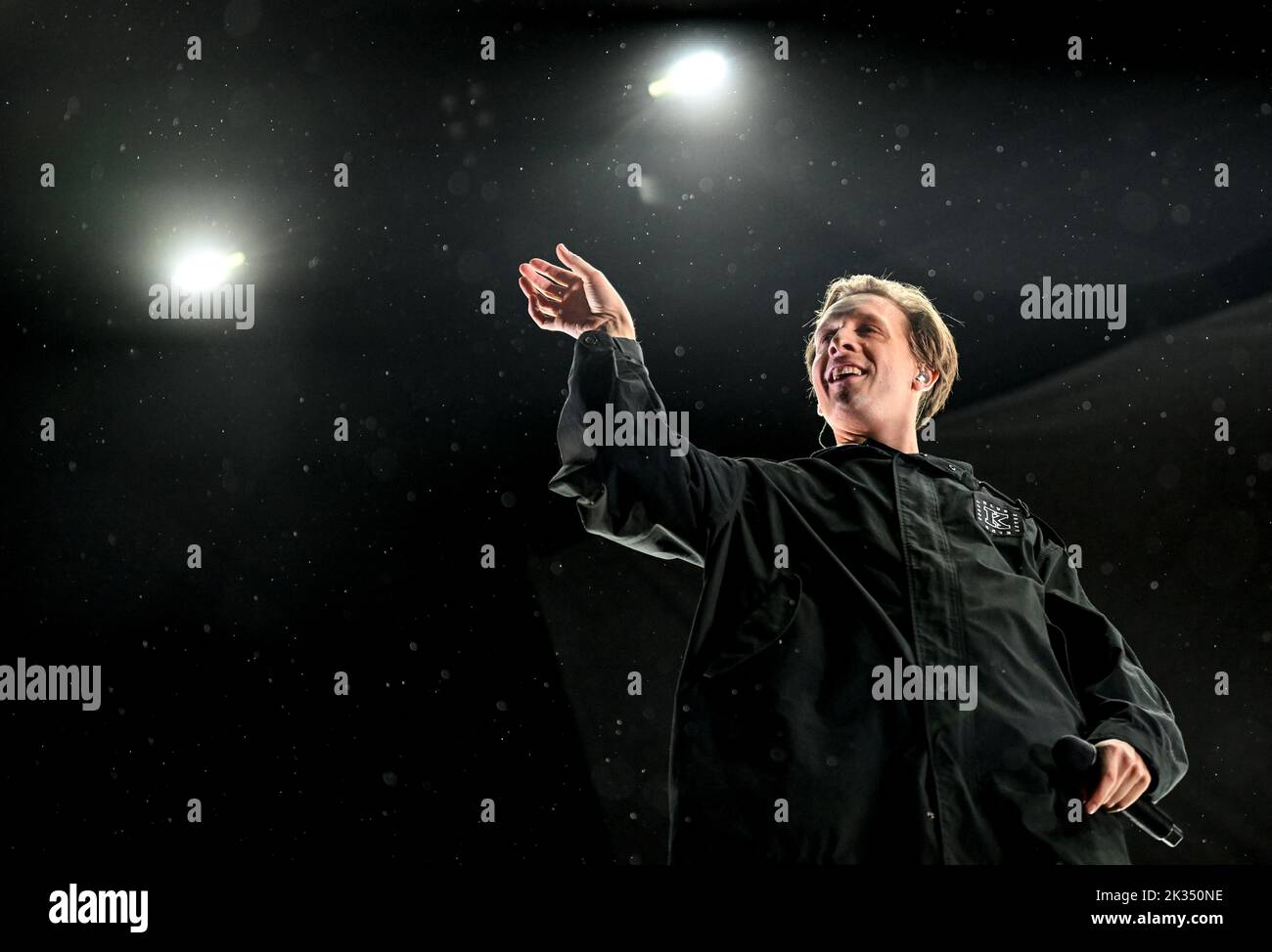 Berlin, Germany. 24th Sep, 2022. The singer Felix Brummer of the band ...