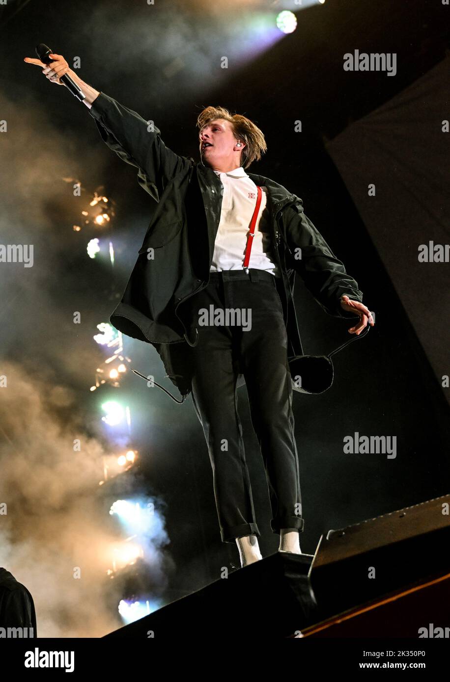 Berlin, Germany. 24th Sep, 2022. The singer Felix Brummer of the band ...