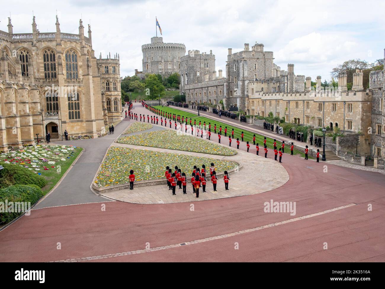 Windsor, England. UK. 19 September, 2022. General view as the coffin of ...