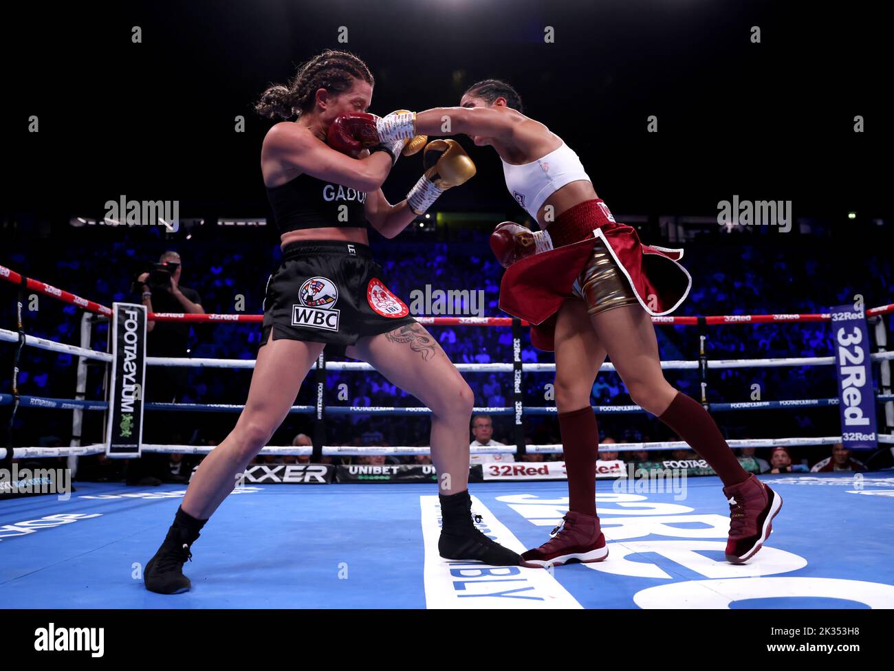 Sarah Mahfoud (left) in action against Amanda Serrano in their WBO, WBC ...