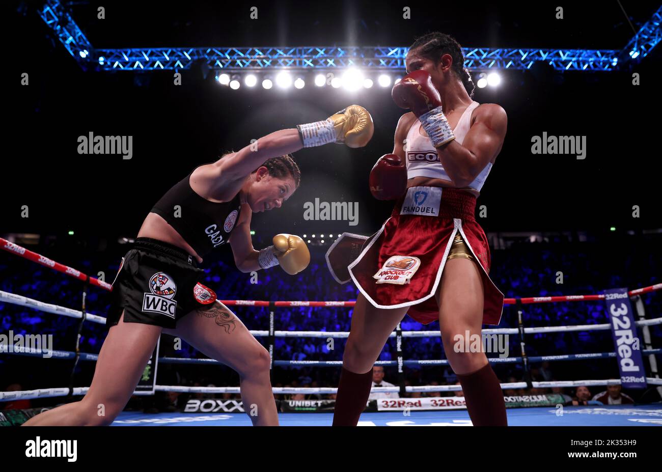 Sarah mahfoud hi-res stock photography and images - Alamy