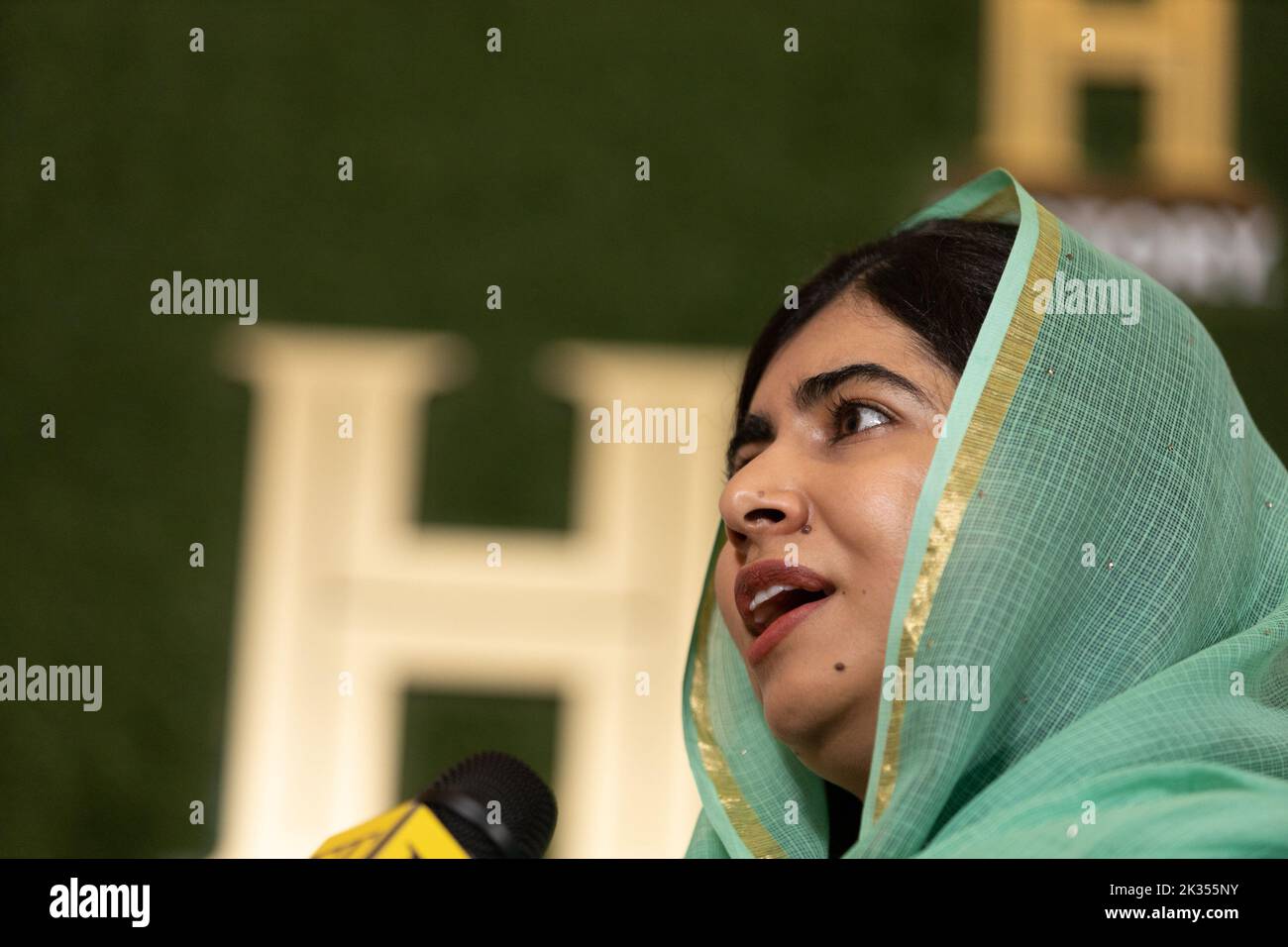 Malala yousafzai 2022 hi-res stock photography and images - Alamy