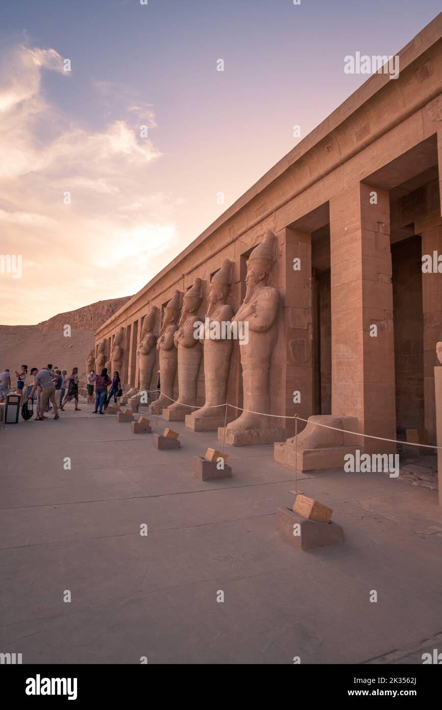 The ruins of Egyptian sculptures and temple complexes at Karnak and ...