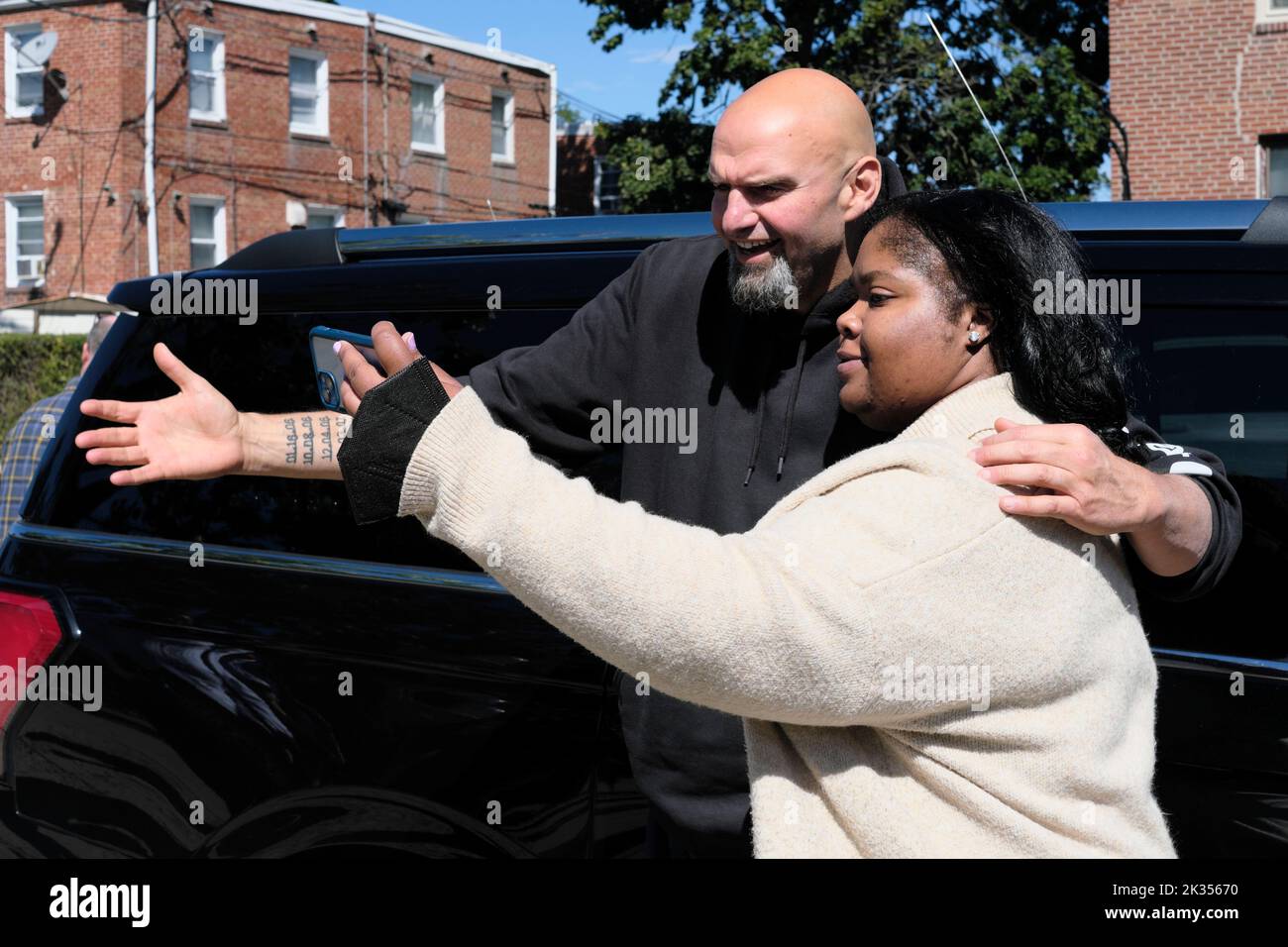 Philadelphia, United States. 24th Sep, 2022. Before departing for an ...