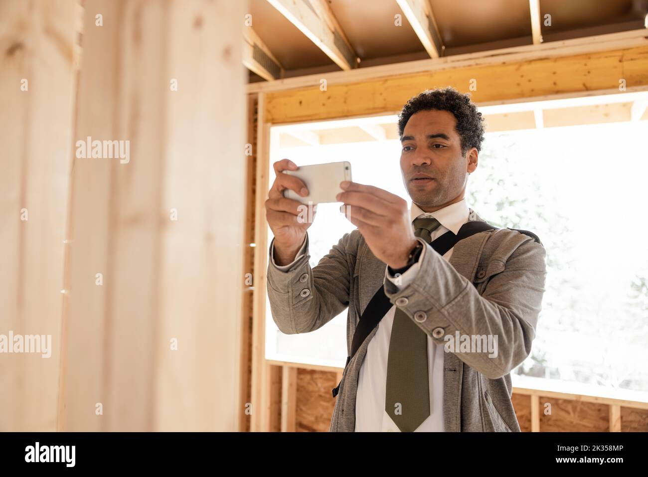 Camera construction hi-res stock photography and images - Alamy