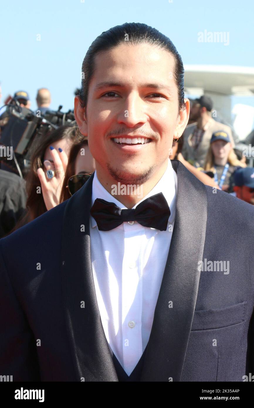 Danny ramirez maverick hi-res stock photography and images - Alamy