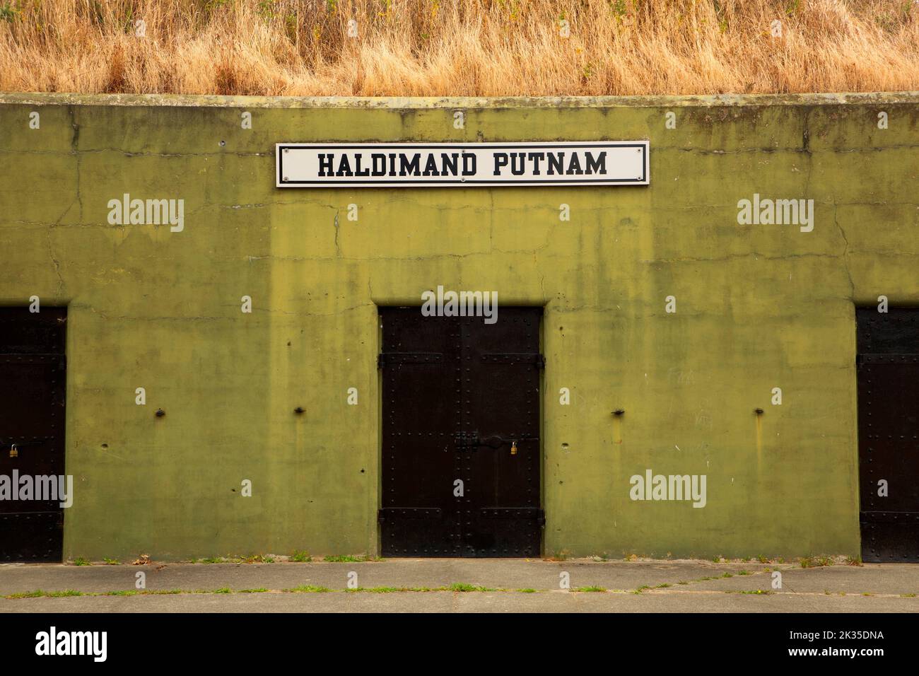Battery Putnam, Fort Worden State Park, Washington Stock Photo - Alamy