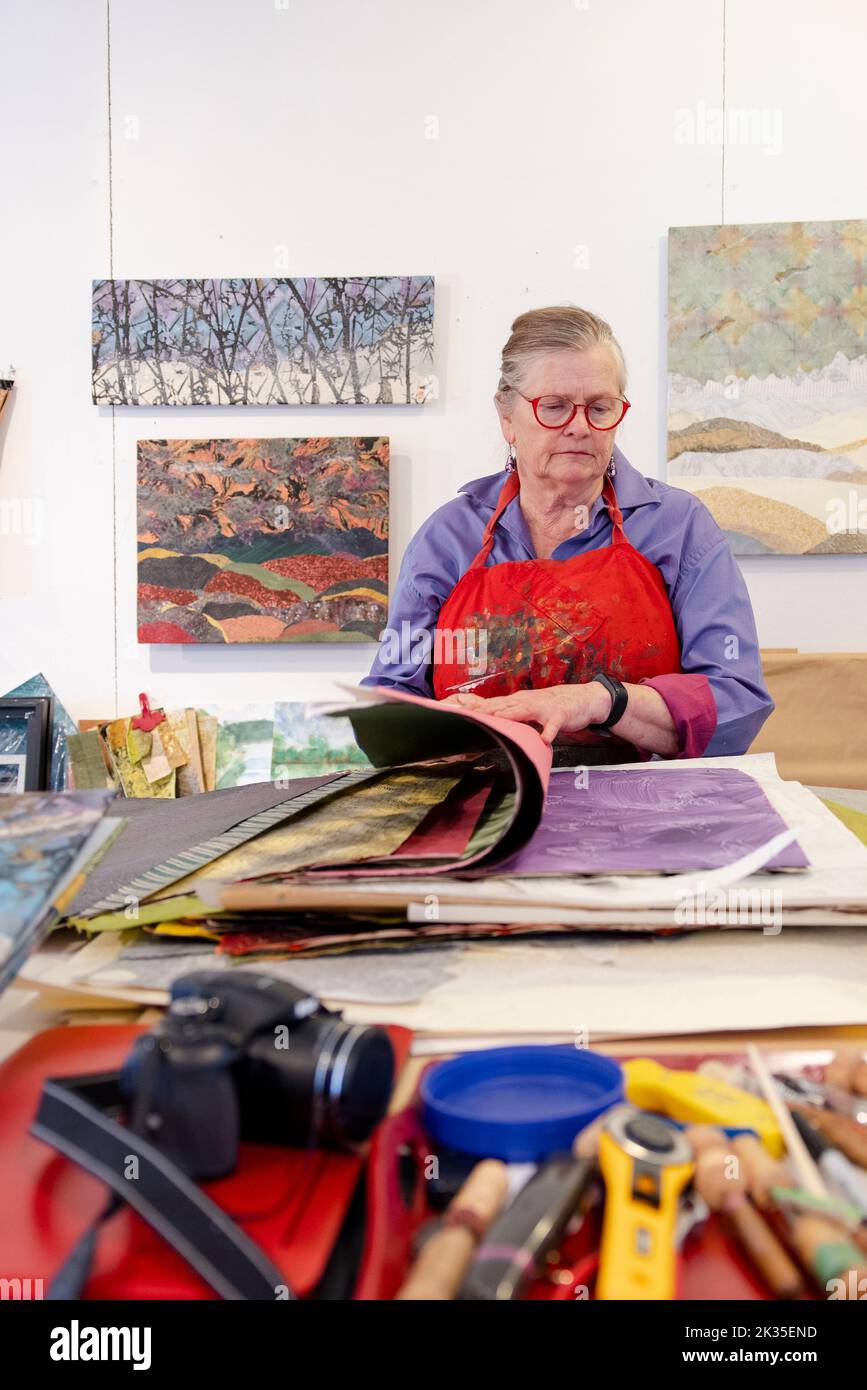 Functional prints hi-res stock photography and images - Alamy