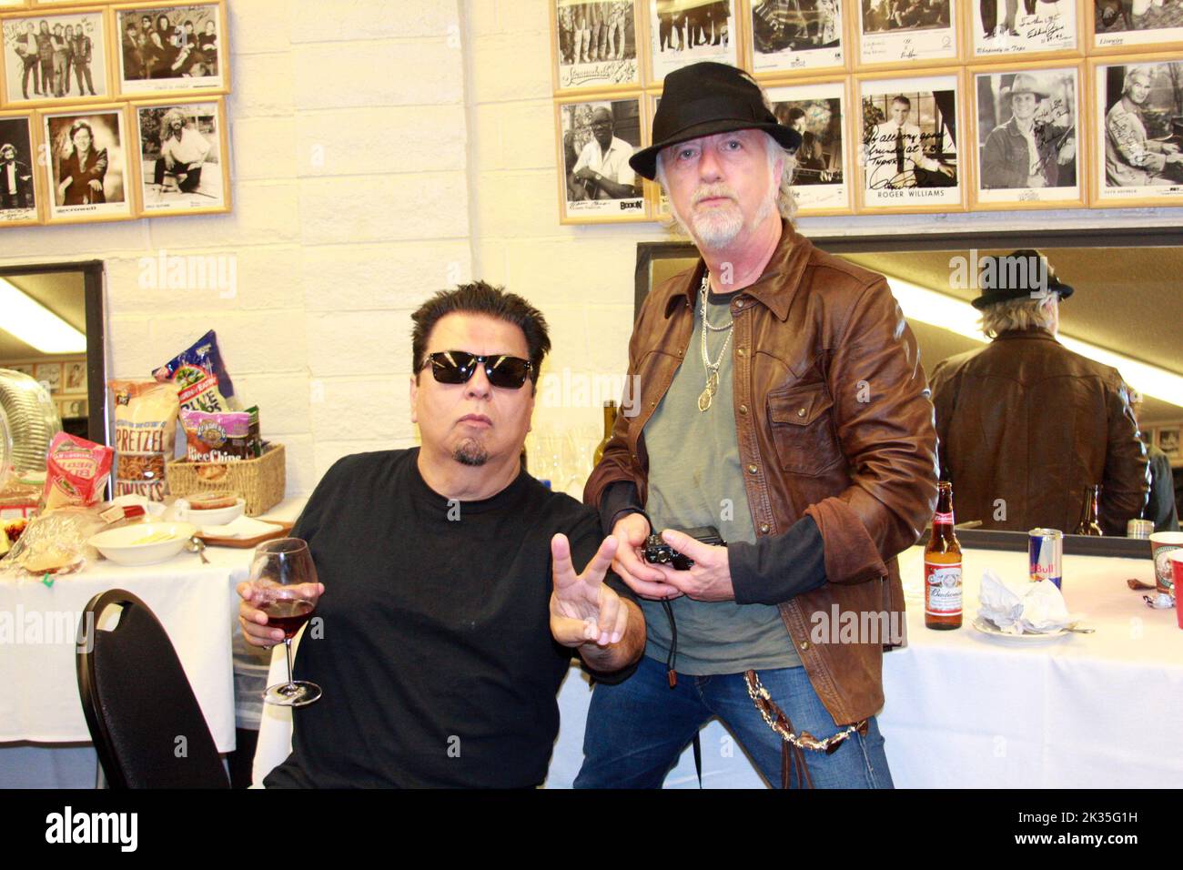 Cesar rosas of los lobos hi-res stock photography and images - Alamy