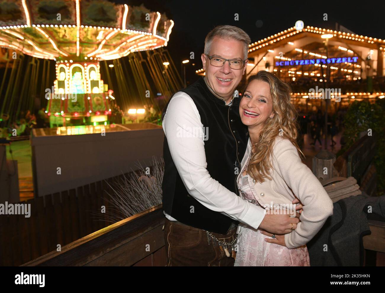 Munich, Germany. 24th Sep, 2022. Entrepreneur Frank Thelen and his wife ...