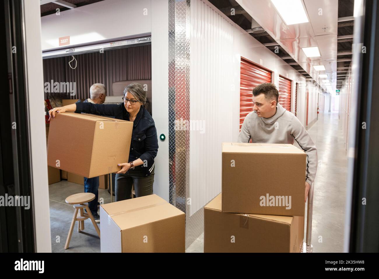 Parents son senior hi-res stock photography and images - Alamy