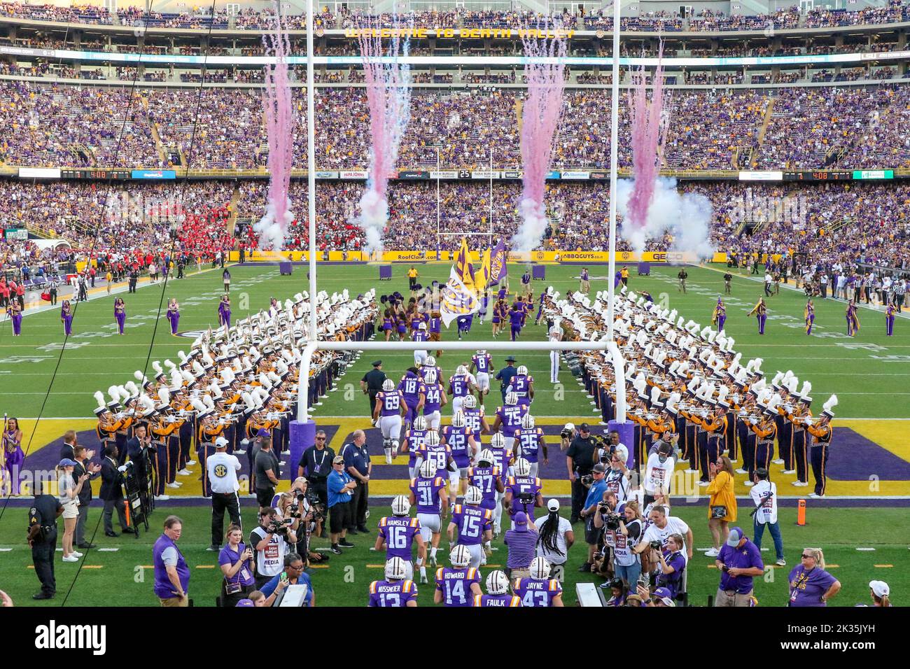 Baton Rouge, LA, USA. 24th Sep, 2022. The LSU Football team takes the ...