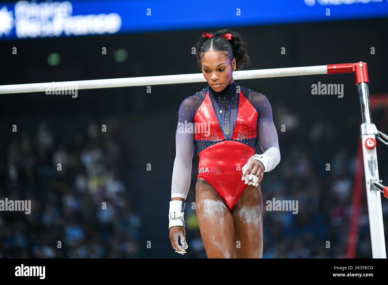 Shilese Jones of USA (women's uneven parallel or asymmetric bars ...