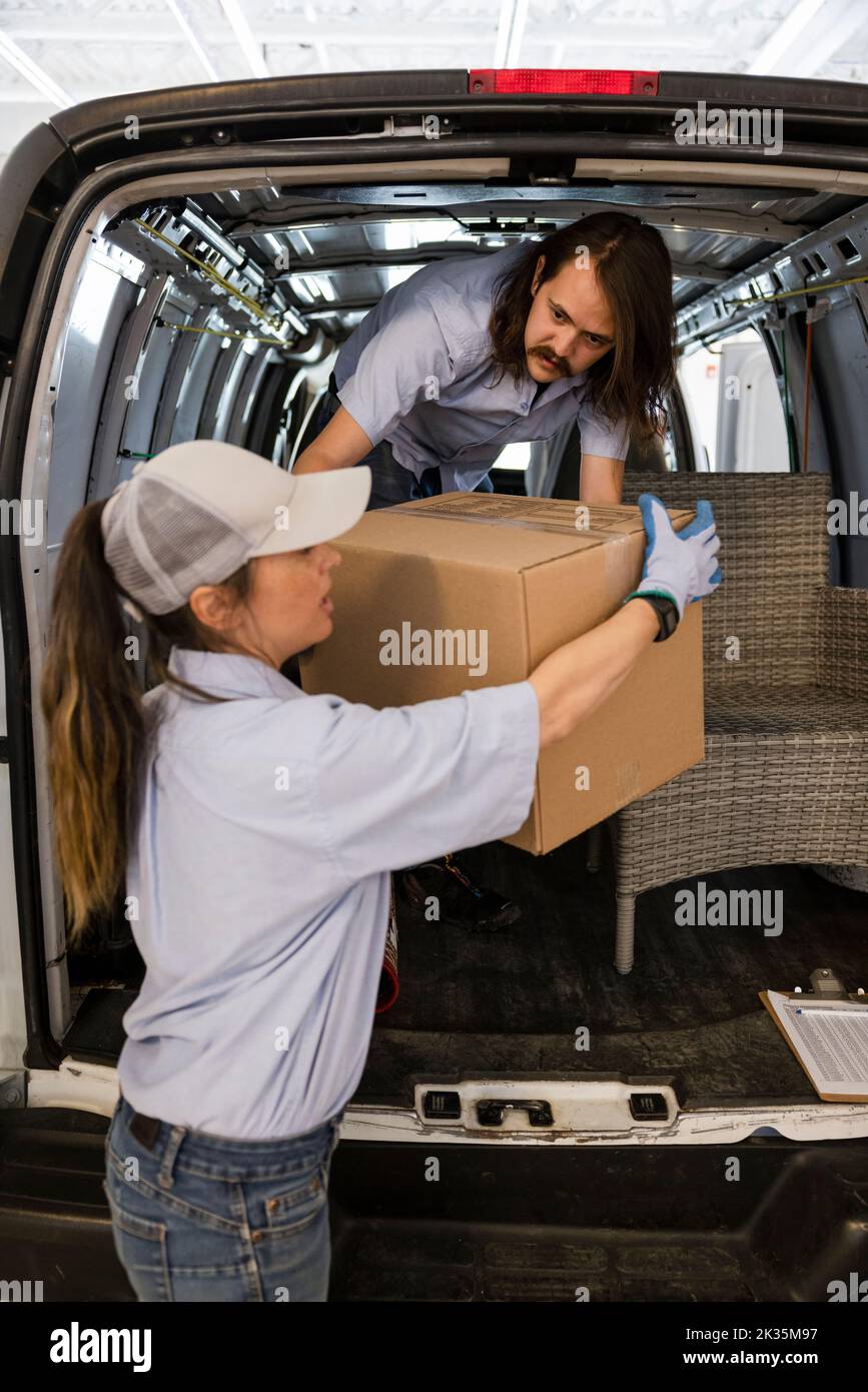 Blue box van hi-res stock photography and images - Alamy