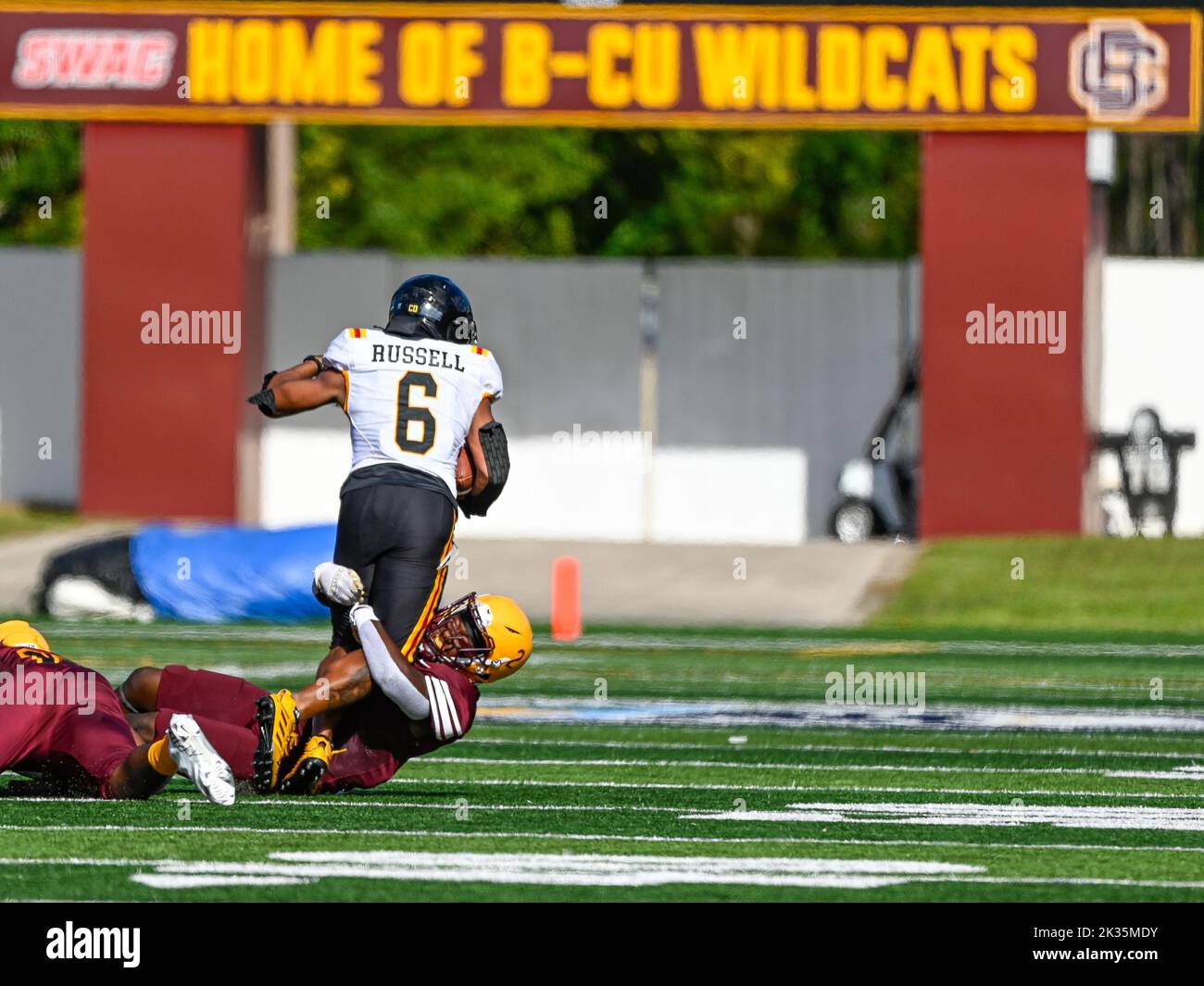 Cj 6 2 hi-res stock photography and images - Alamy