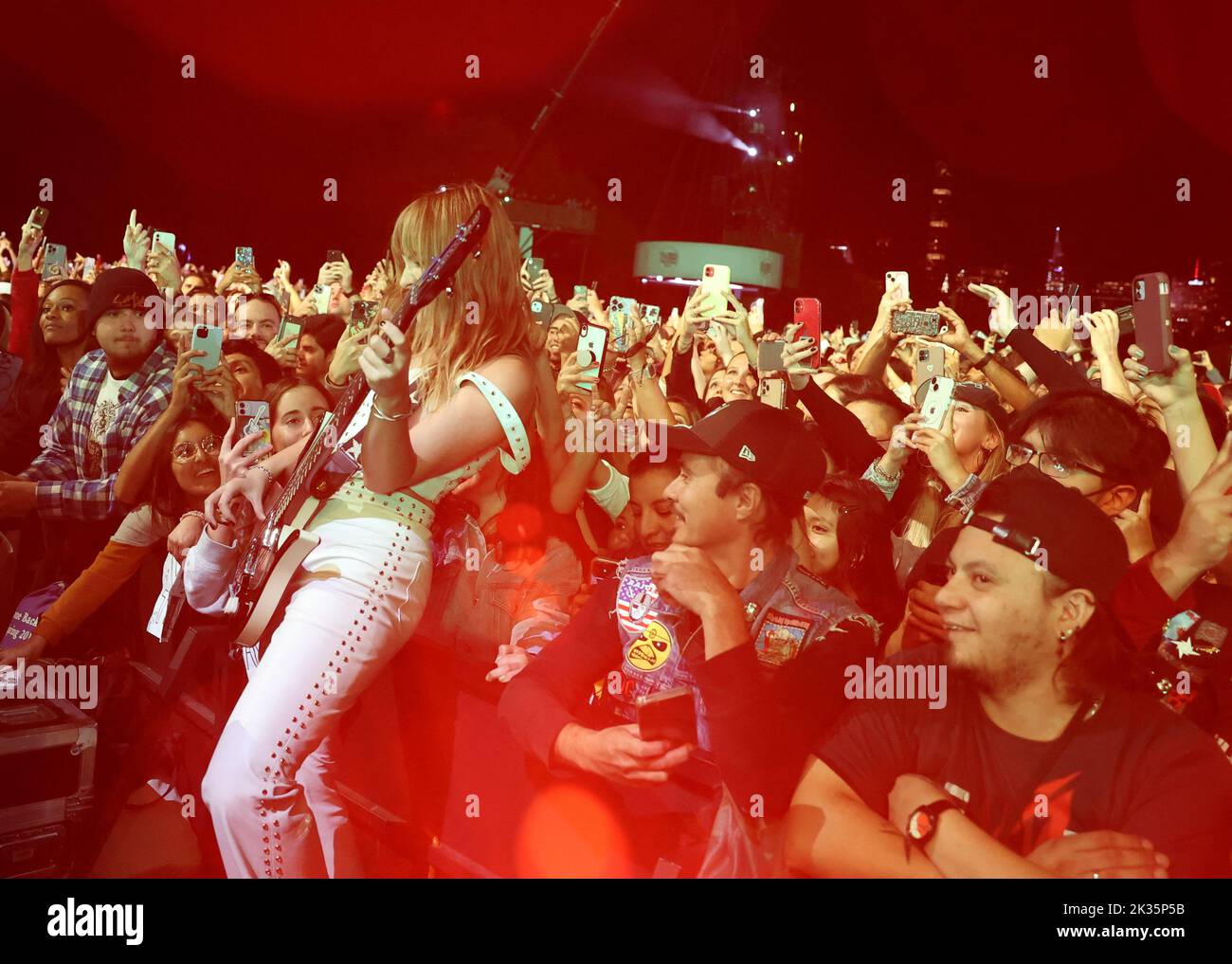 Maneskin concert hi-res stock photography and images - Alamy