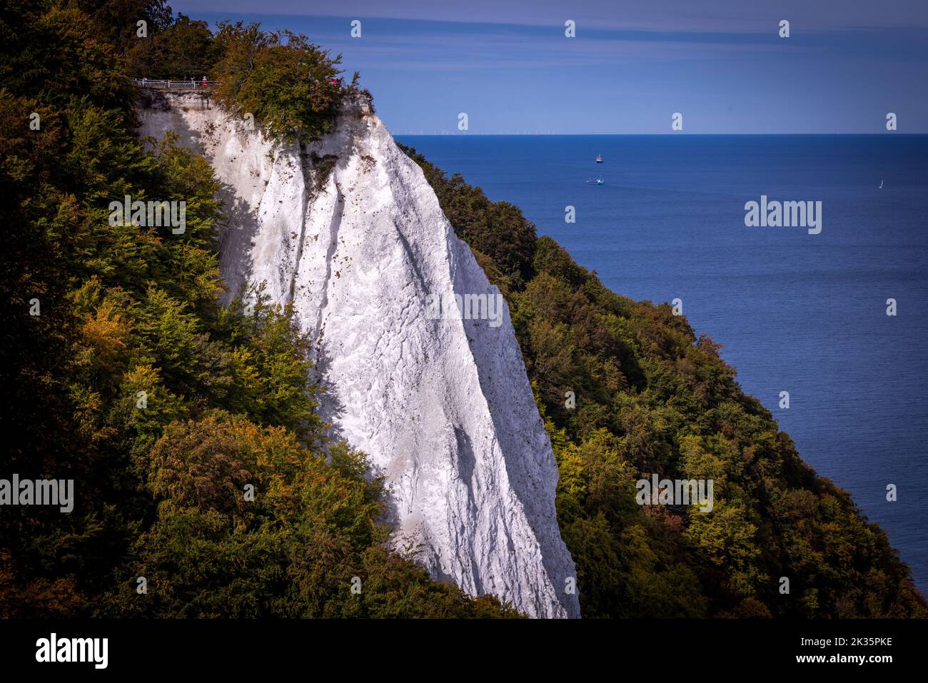 Sassnitz, Germany. 23rd Sep, 2022. The last visitors are on the viewing ...